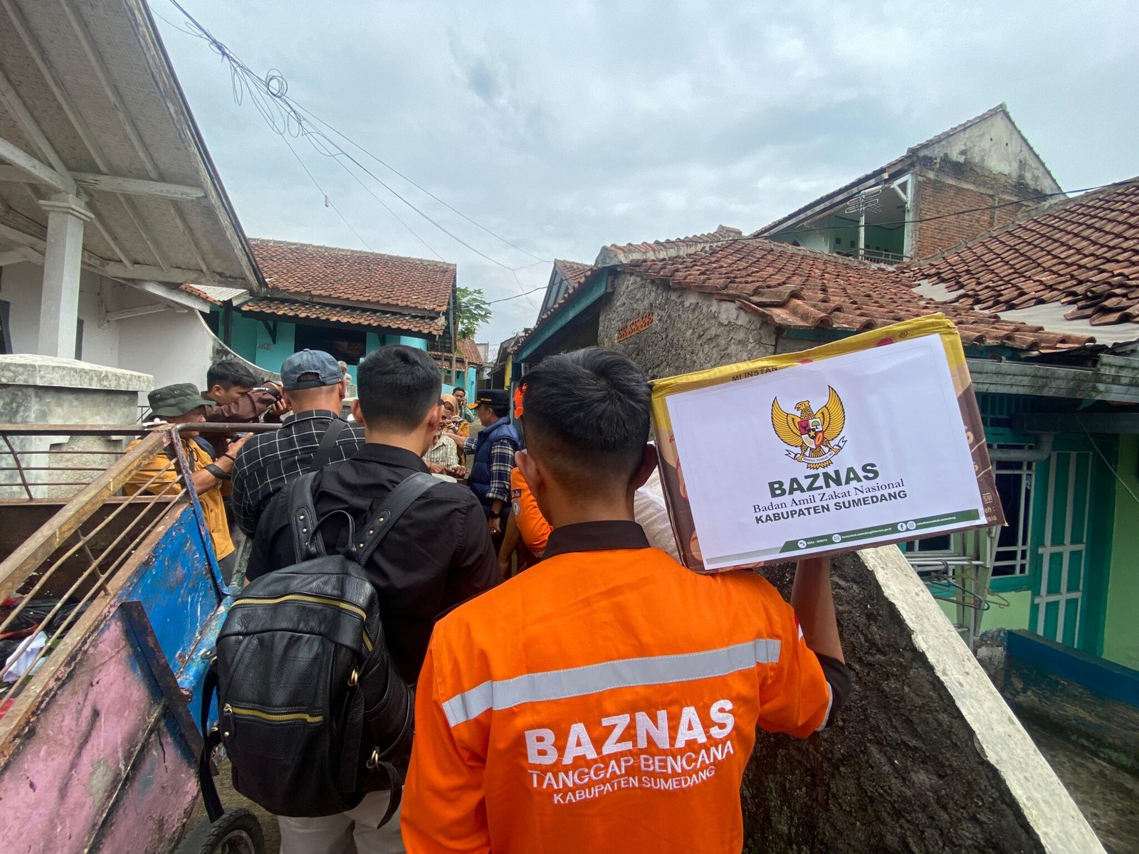 Tindakan Cepat Baznas Tanggap Bencana Bantu Korban Gempa Sumedang ... Tindakan Cepat Baznas Tanggap Bencana Bantu Korban Gempa Sumedang ...